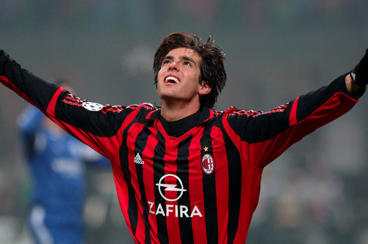 Ranking the 12 Best Football Players of the 2000s - Football Team Game