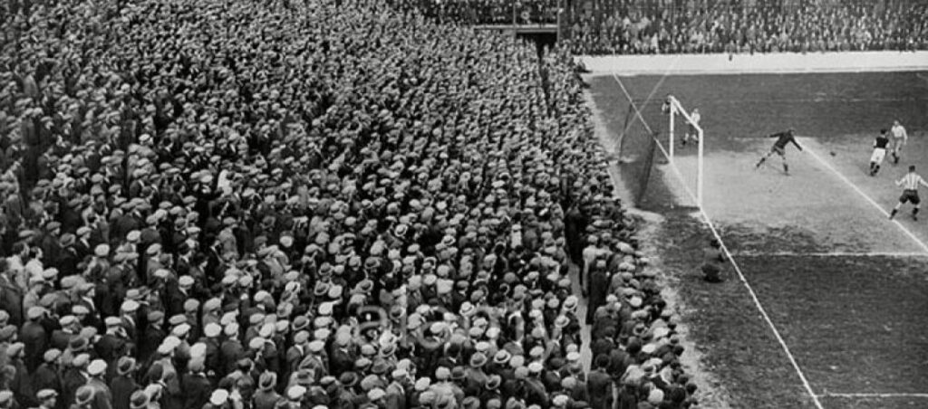 History of West Ham United: Rise, Glory and Legacy of the Hammers ...